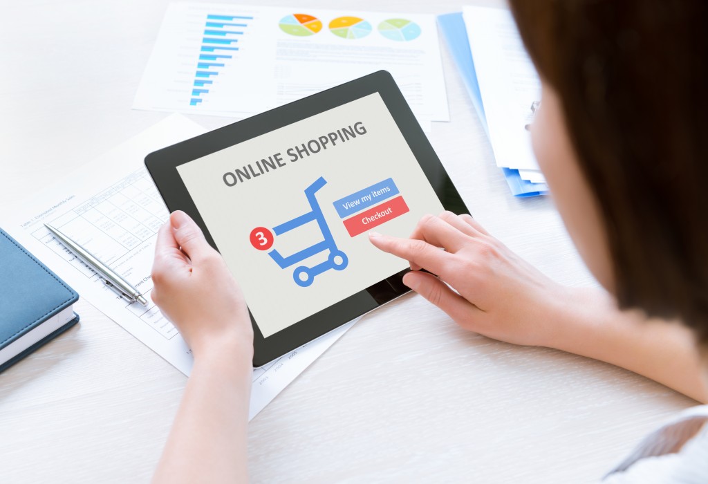 The Life Cycle of E-Commerce and Online Shopping | Alphasphere